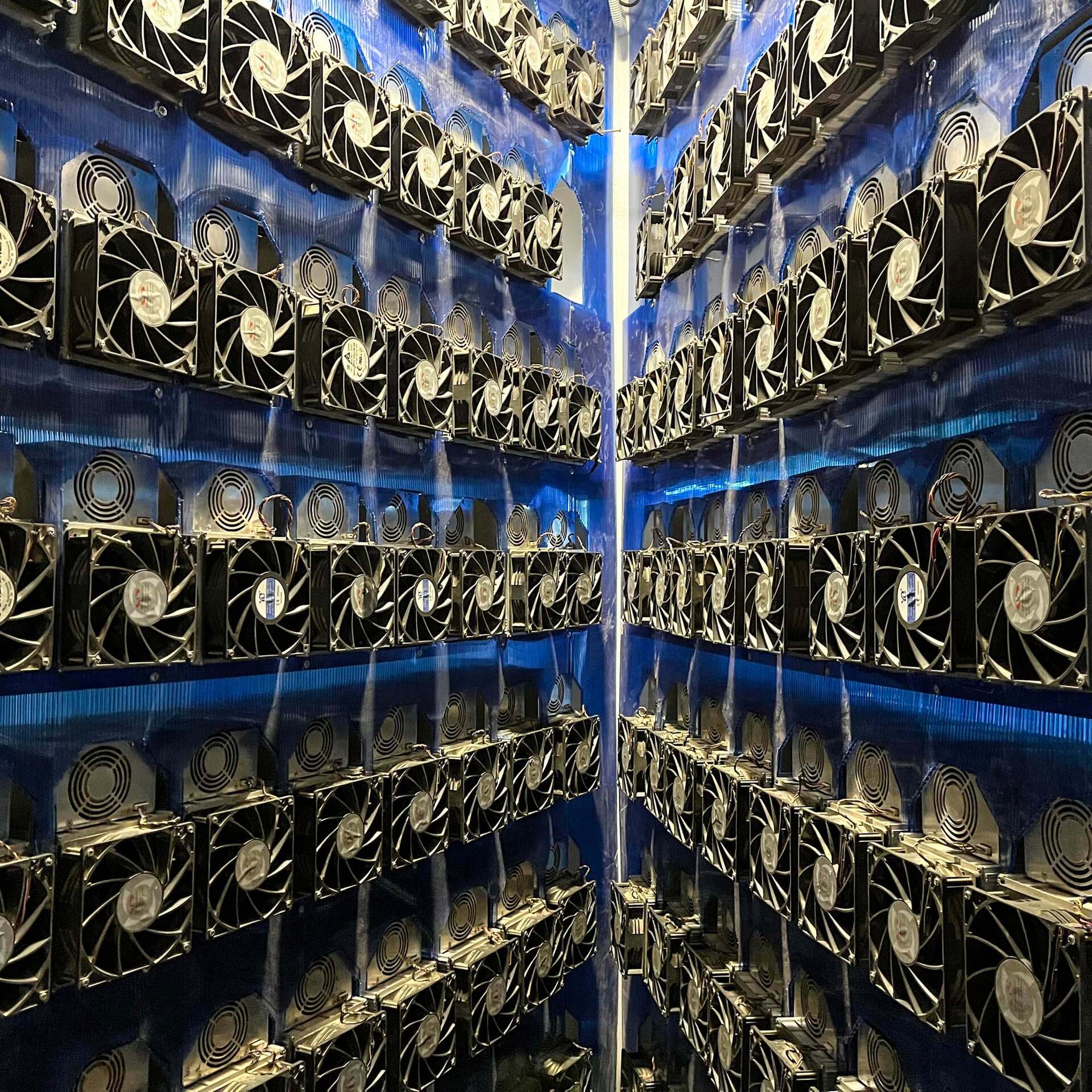 Bitcoin & Crypto Mining Container - EZ Smartbox™